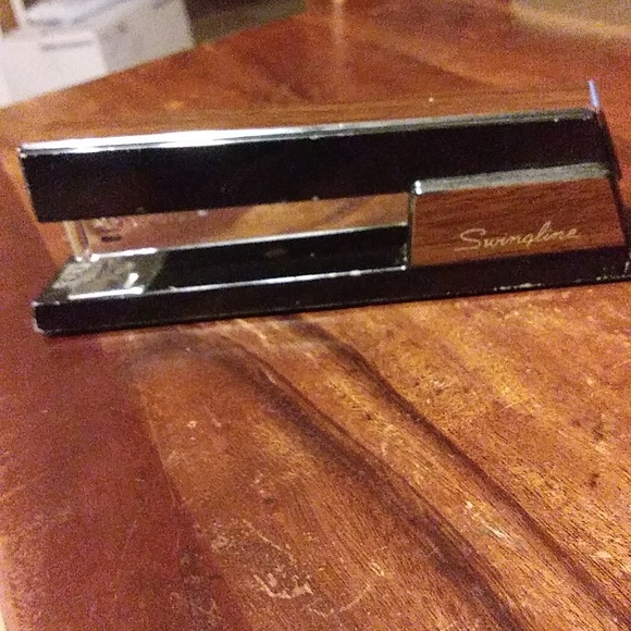 Swingline | Office | Vintage Swingline Woodgrain Stapler | Poshmark
